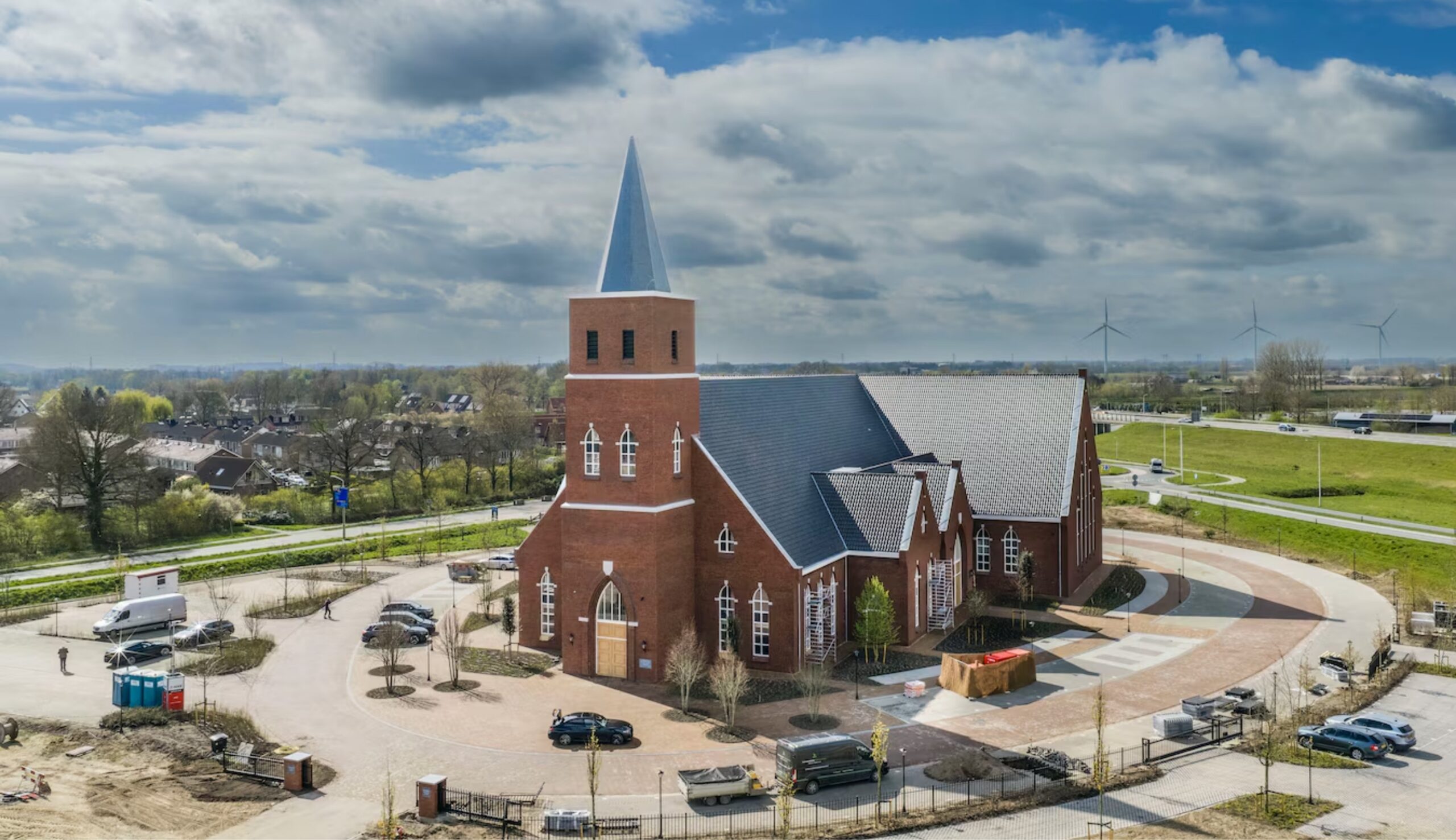 Nieuwe kerk in Kesteren opgeleverd - eerste dienst op 19 april 2026